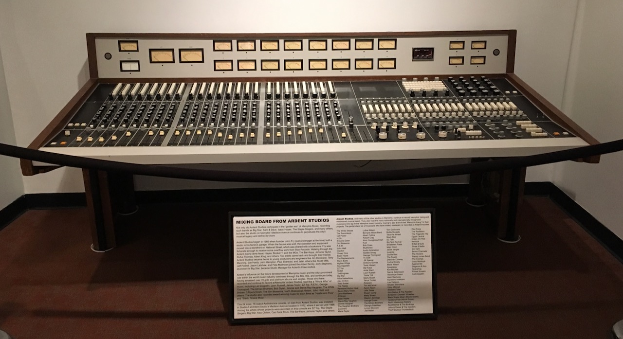 Magic Machine – Sunburned Fedora